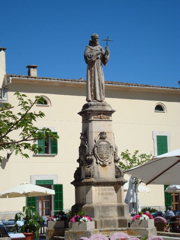 Petra, Mallorca - Guide to Things to Do and Stays